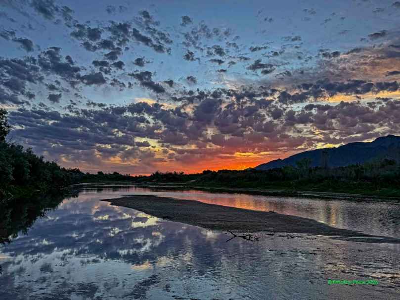 Dynamic Dawn, Dullish Dusk – Off Center & Not Even